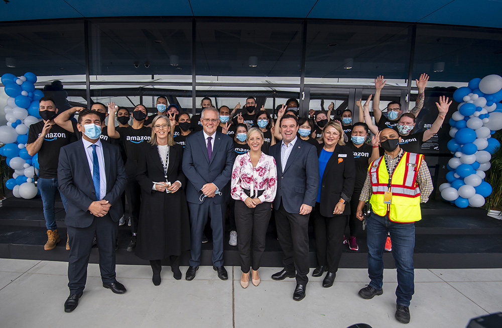Amazon Australia s First Robotics Fulfilment Centre In Western Sydney amazon-australia-s-first-robotics-fulfilment-centre-in-western-sydney